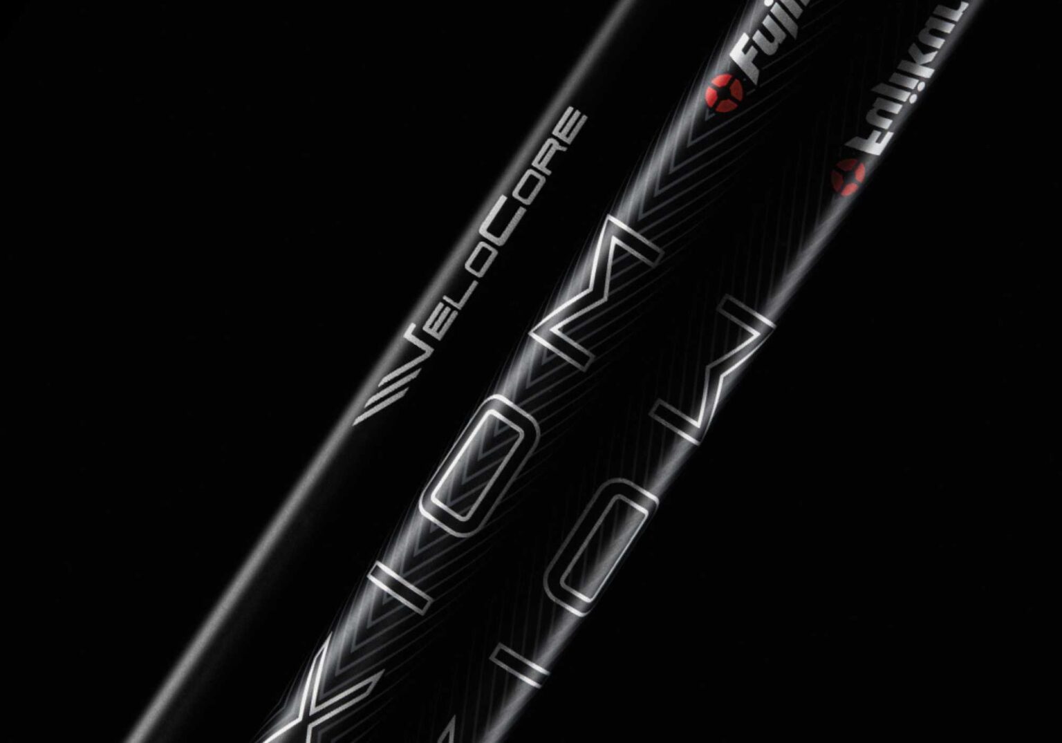 Steel vs Graphite Iron Shafts: Which is Best for Your Game?