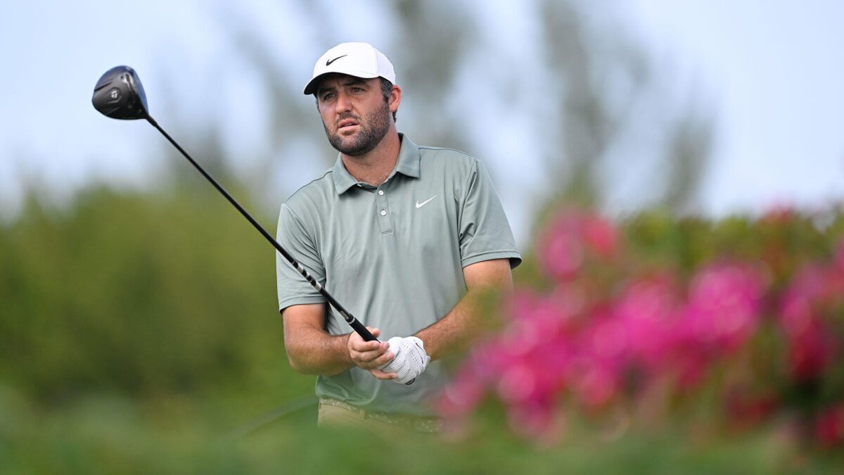 Scottie Scheffler shares first-round lead at 2025 Hero World Challenge ...