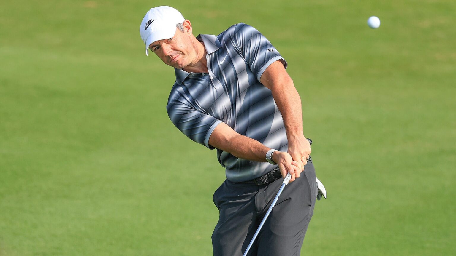 Rory McIlroy leads at Dubai Invitational, seeing early success with new ...